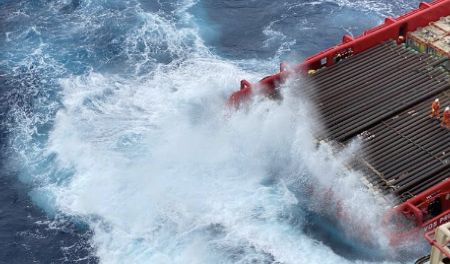 TenarisHydril Wedge 623® Dopeless® connection makes running triple ...