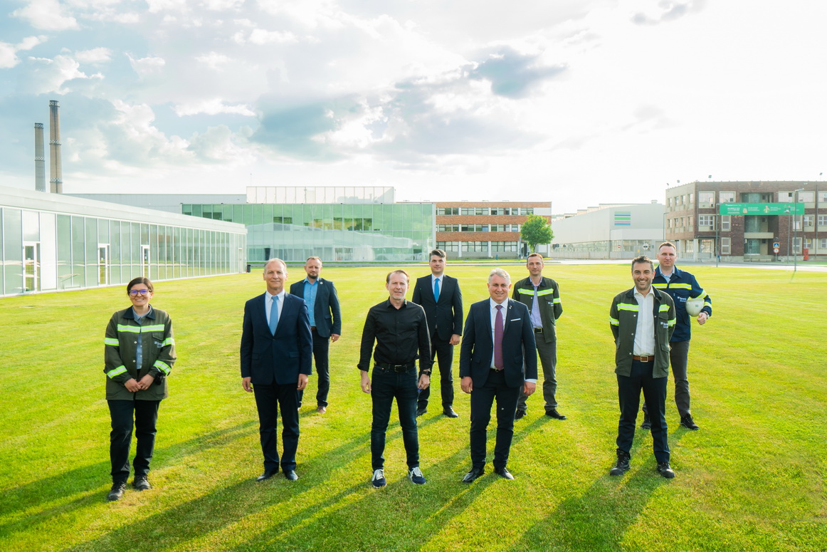 El Primer Ministro De Rumanía Visita La Fábrica De Tubos Sin Costura De Tenaris En Zalău